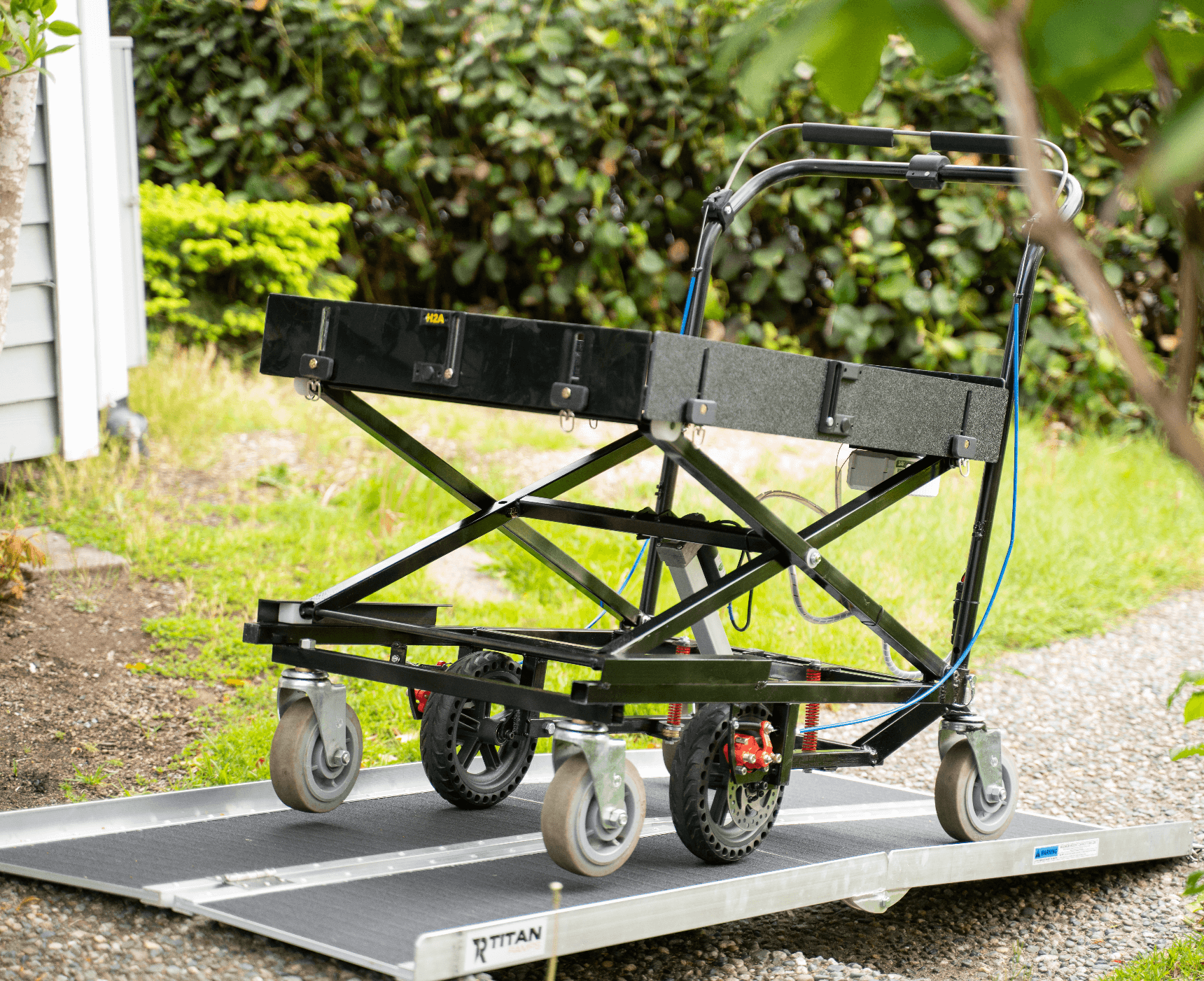 Choosing Your Next Moving Cart: Discover the Universe Cart